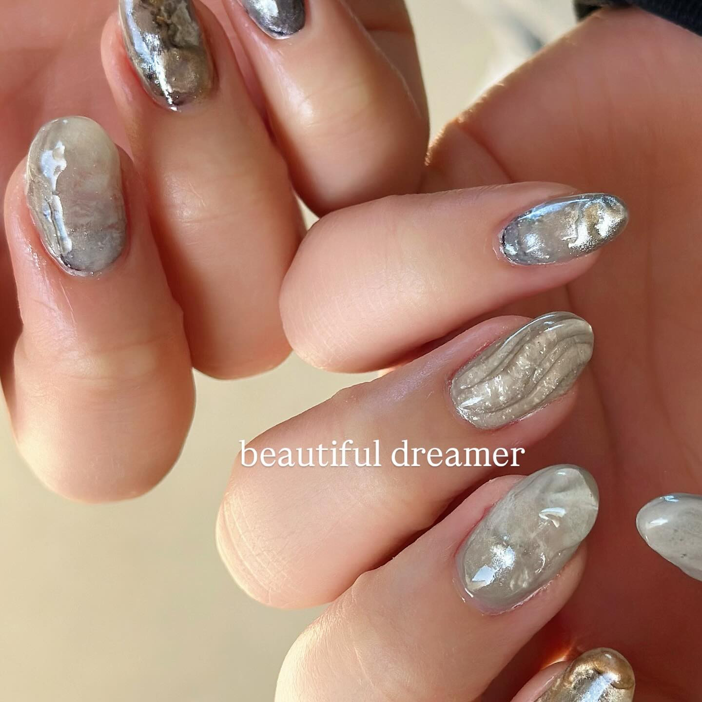 うねうねぽこぽこシルバーニュアンス⛓️🎱🐈‍⬛ | ブログ | 東京都代々木周辺のネイルならbeautiful dreamer 北参道店